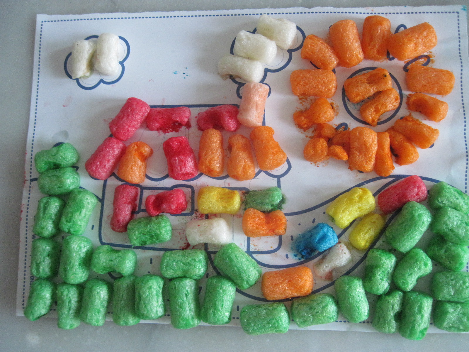 Playmaïs à tâtons, pour ne pas se planter | La maternelle et le CP à la ...